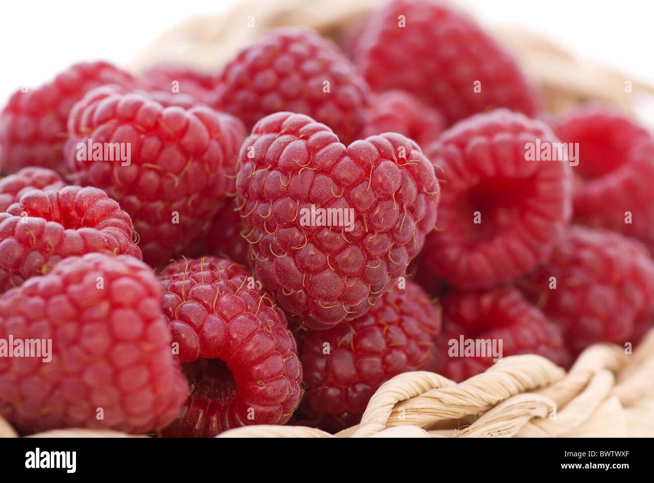 Raspberry raspberry raspberry raspberry basket hi-res stock photography ...