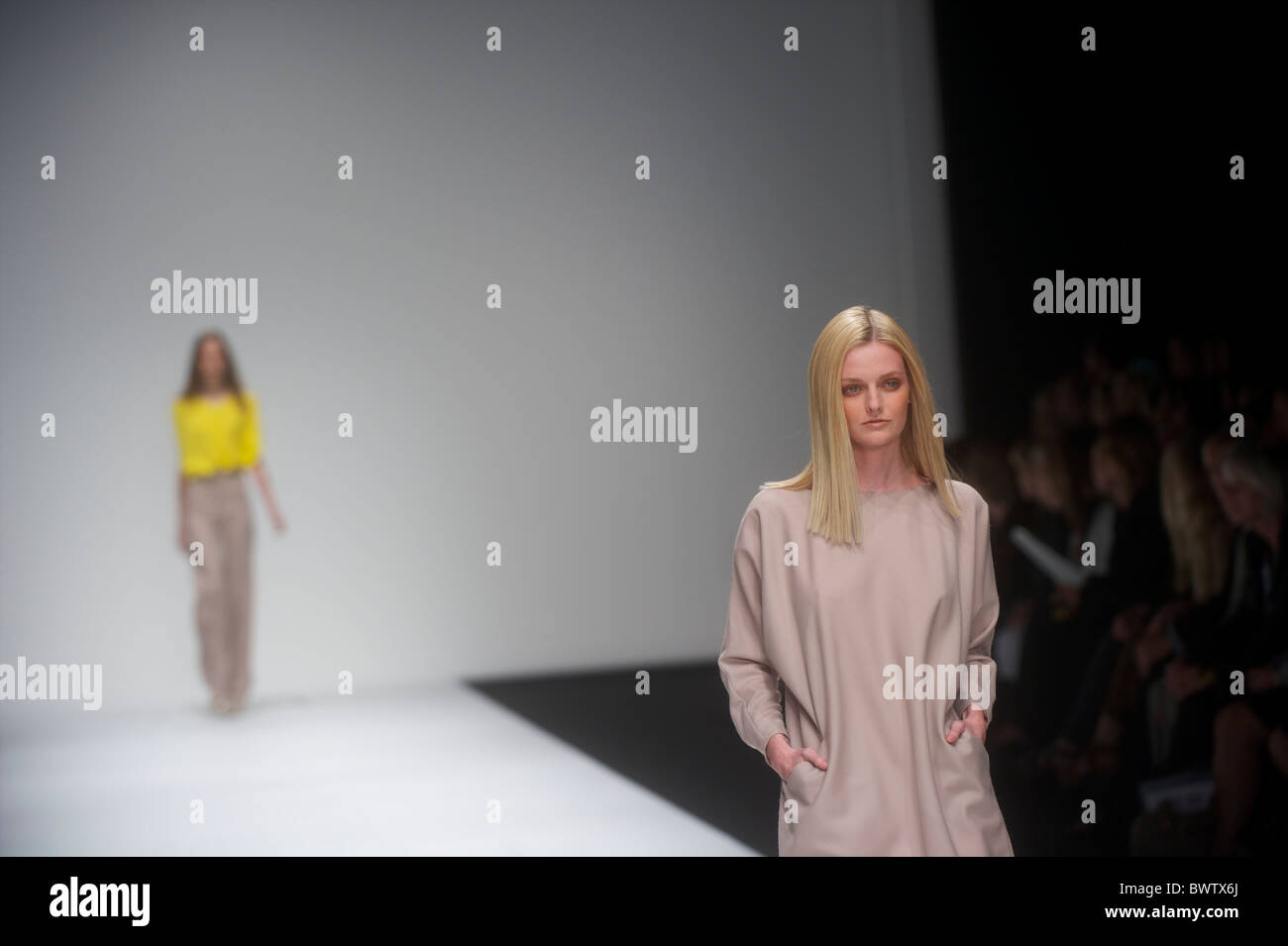 Designer maria grachvogel hi-res stock photography and images - Alamy