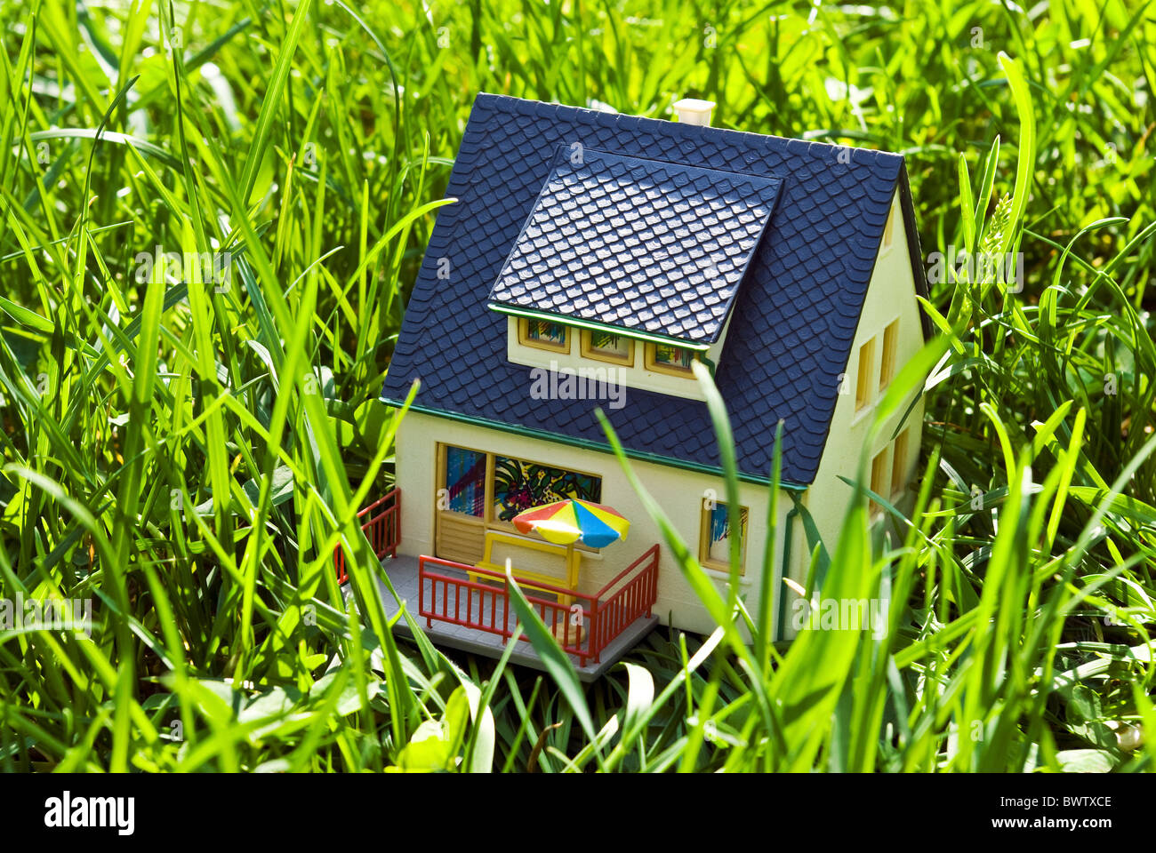 house on grass Stock Photo - Alamy