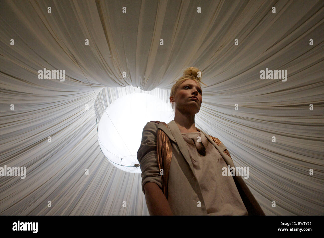 Sass and bide model hi-res stock photography and images - Alamy