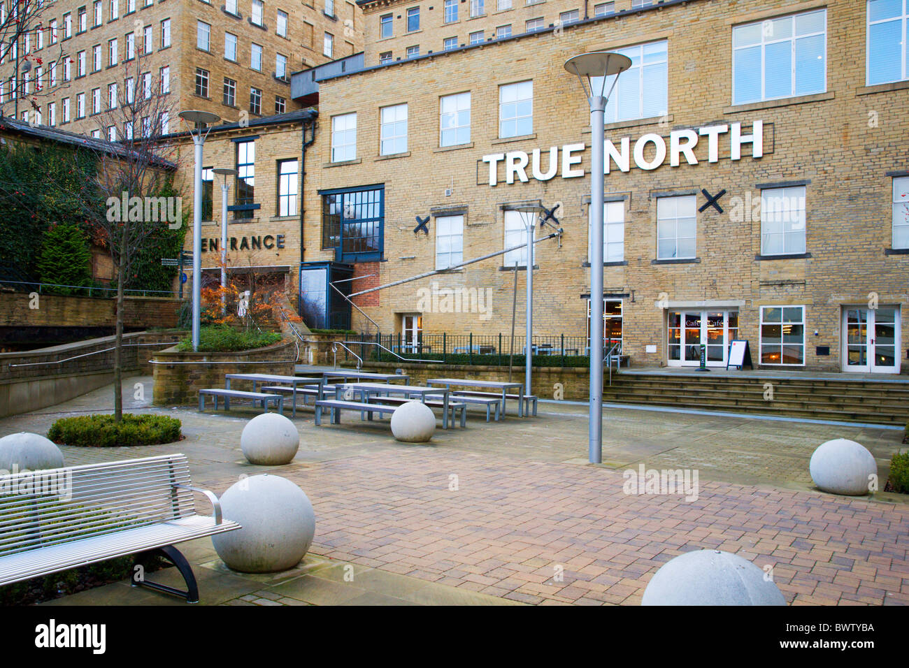 Mill dean clough complex halifax hi-res stock photography and images ...