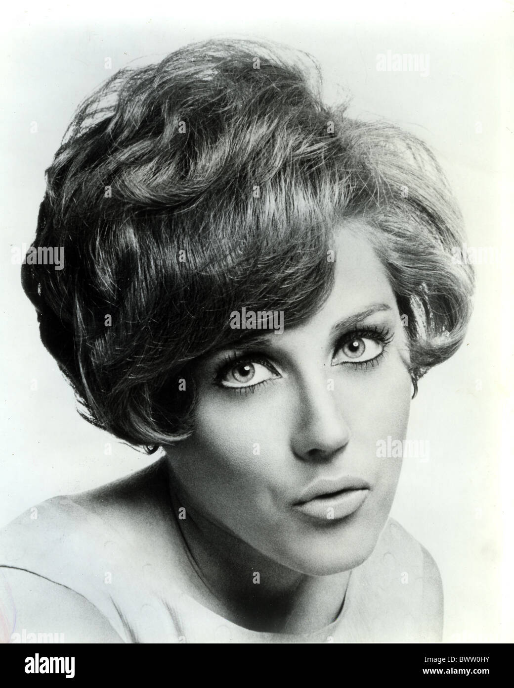 LESLEY GORE (1946-2015) US singer about 1967. She was 16 when her ...