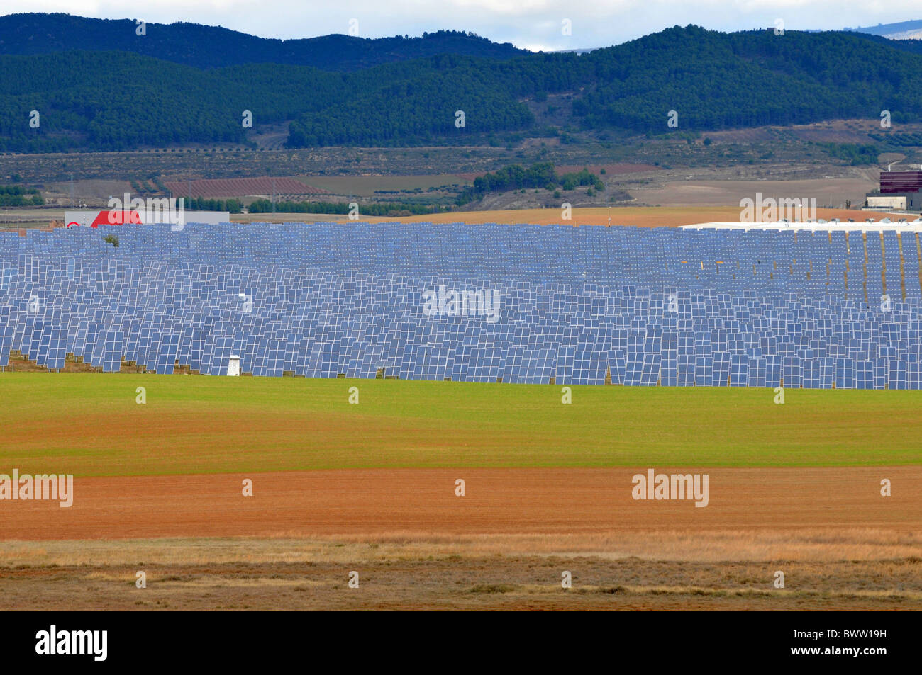Solar power farm, Sunstroom solar power park complex at Los Arcos ...