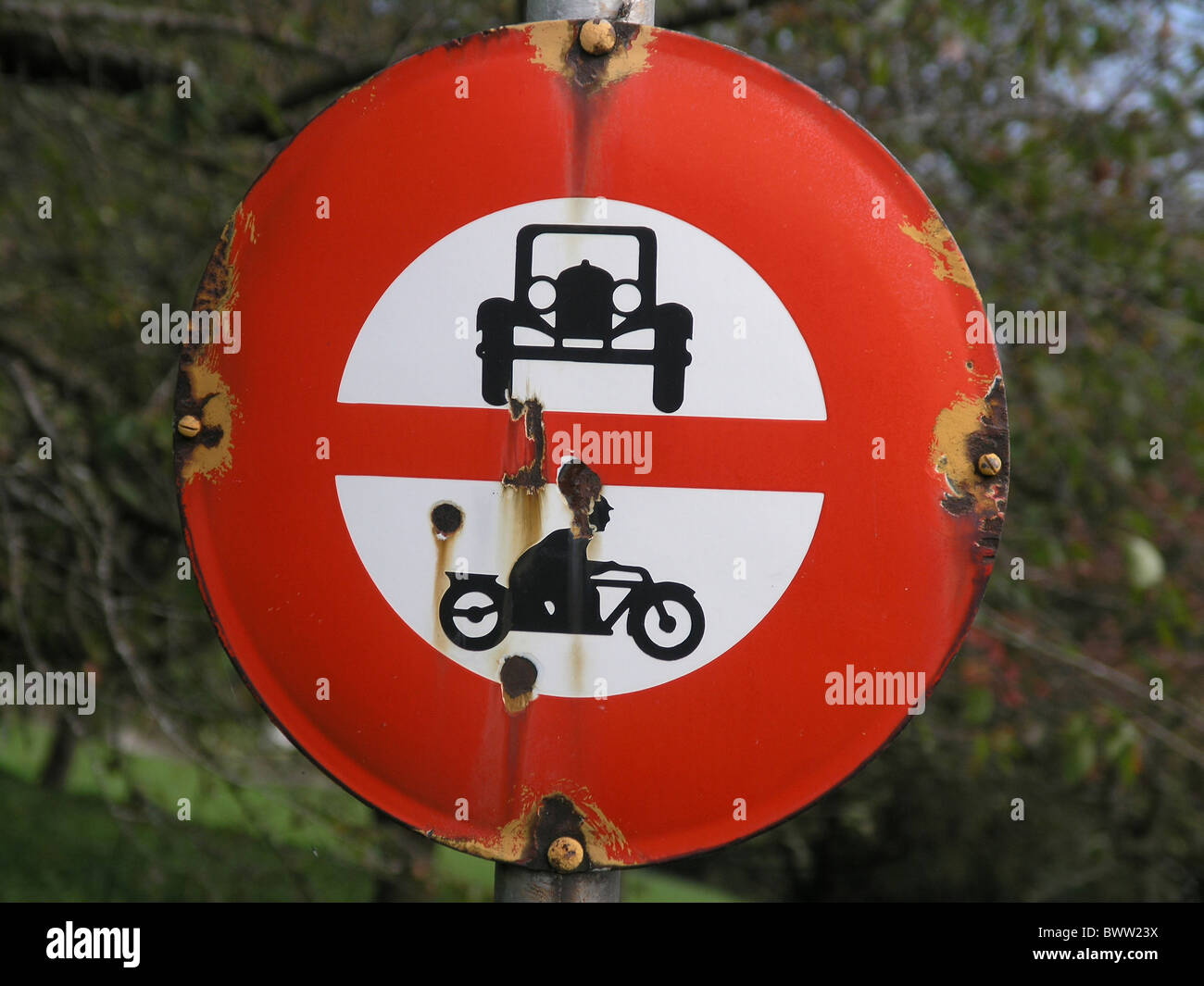 Traffic sign road old red withe forbidden driving rust rusty detail ...