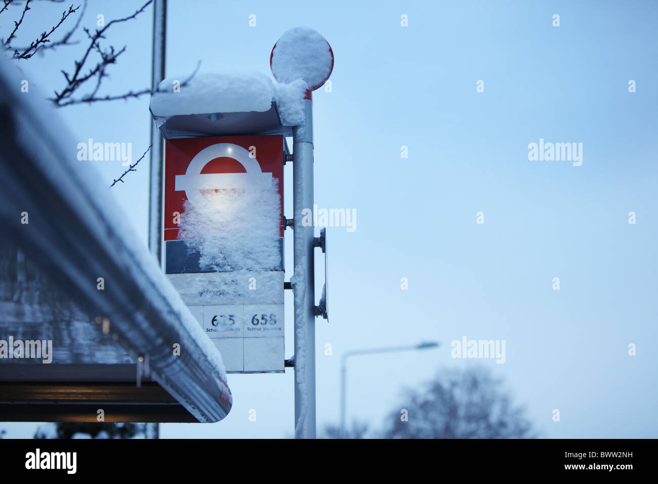 Bus covered in snow hi-res stock photography and images - Alamy