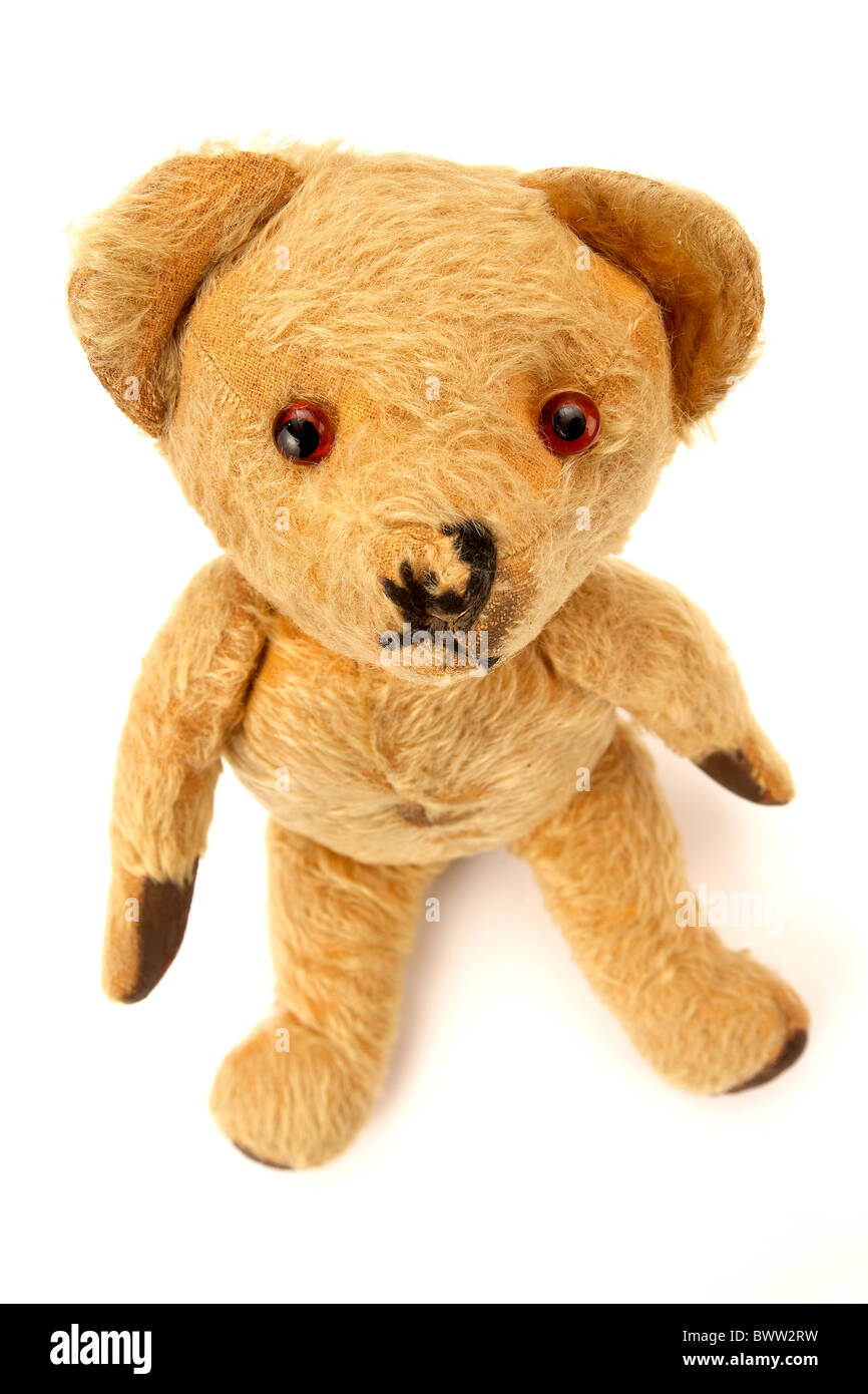 Old teddy bear hi-res stock photography and images - Alamy