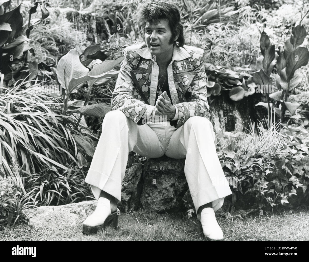 GARY GLITTER English rock singer about 1975 Stock Photo - Alamy