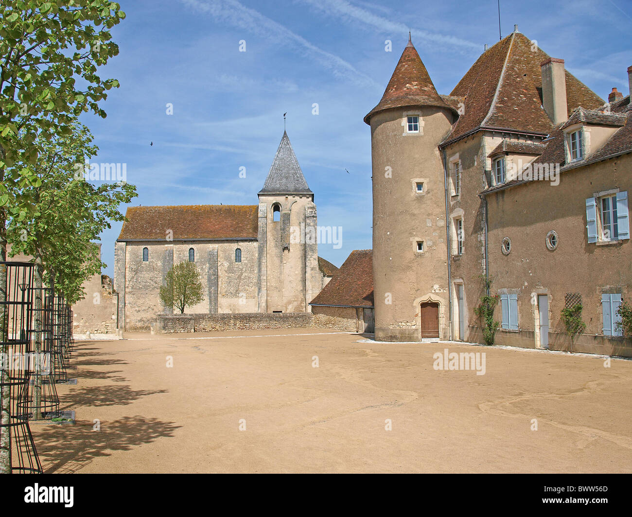 Monastery buildings hi-res stock photography and images - Alamy