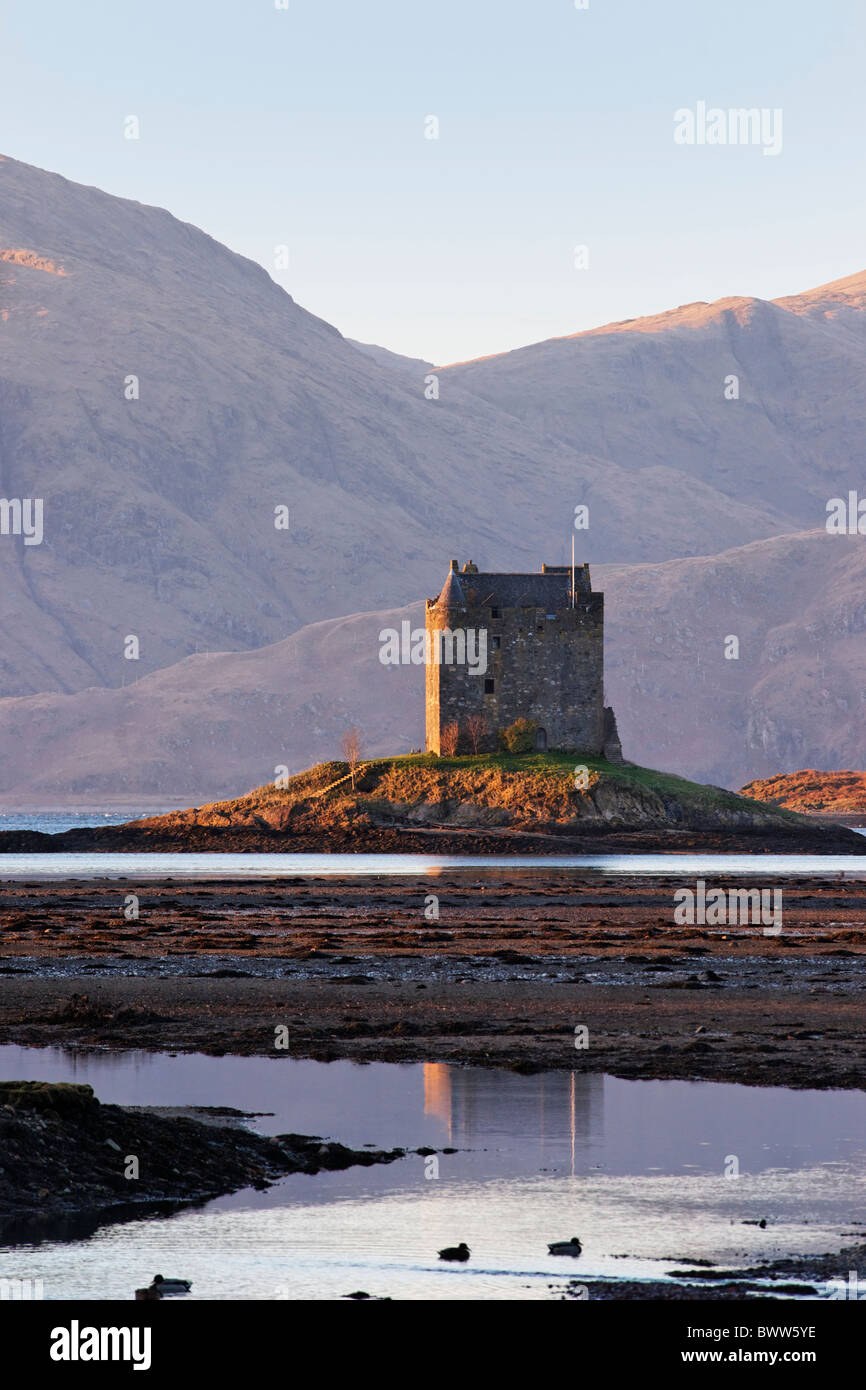 Castles of argyll fortress hi-res stock photography and images - Alamy