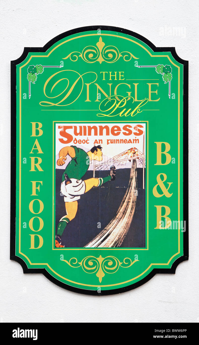 Pub dingle kerry hi-res stock photography and images - Alamy