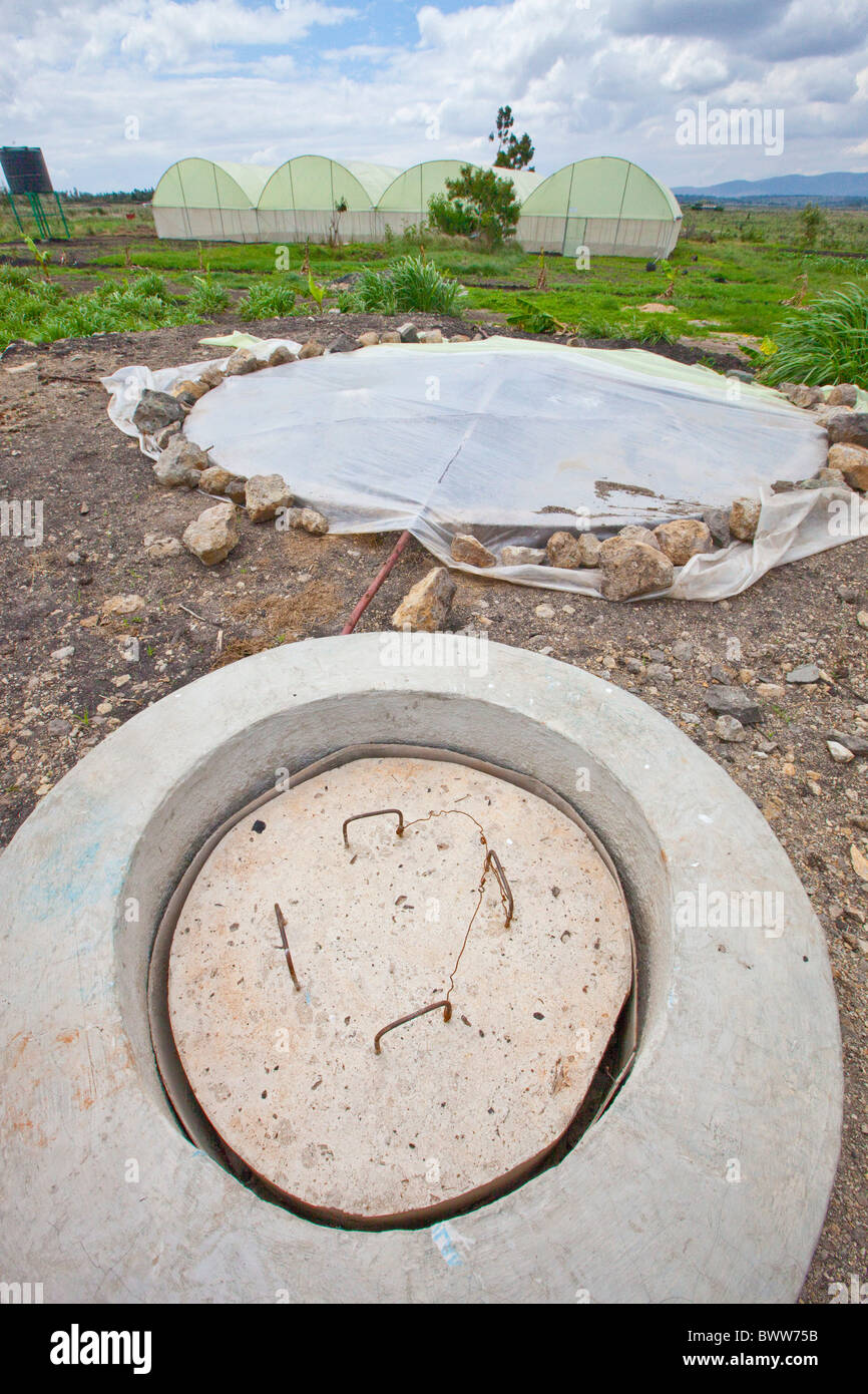 Biogas Digester, Maji Mazuri Centre, Nairobi, Kenya Stock Photo - Alamy