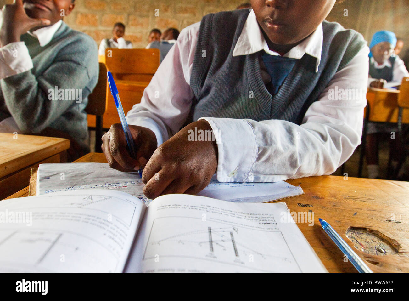 Kenyan schoolgirls hi-res stock photography and images - Alamy