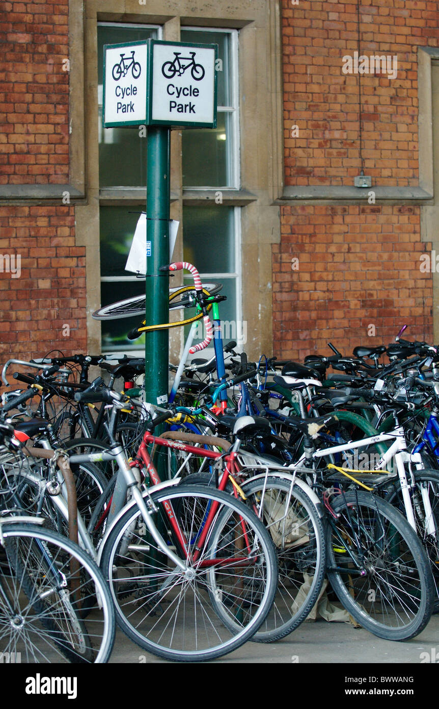 Cycle park on platform, Parkway station, Bristol, UK Stock Photo - Alamy