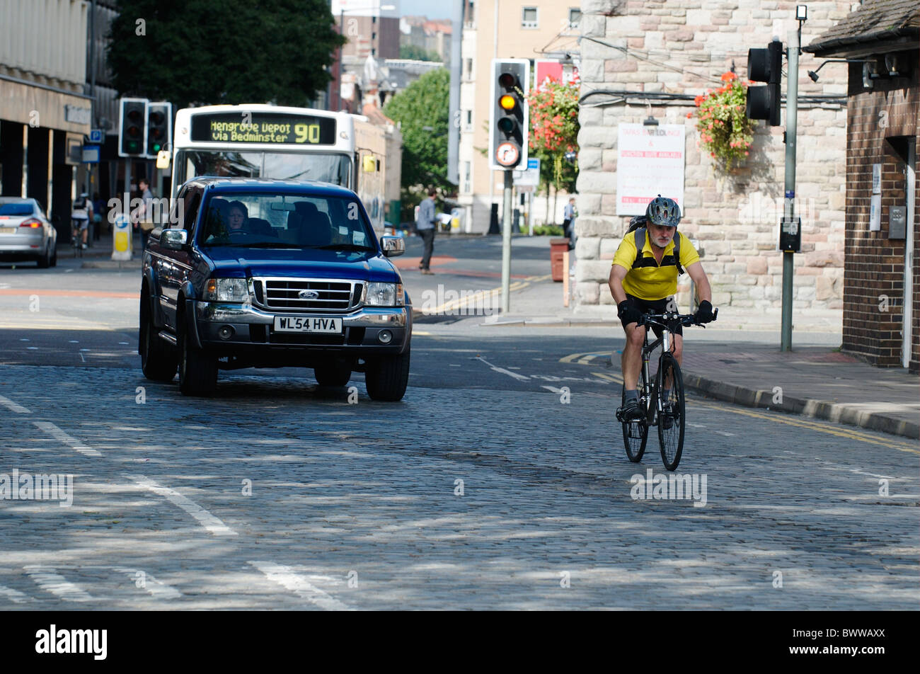 Cycling on bristol hi-res stock photography and images - Alamy