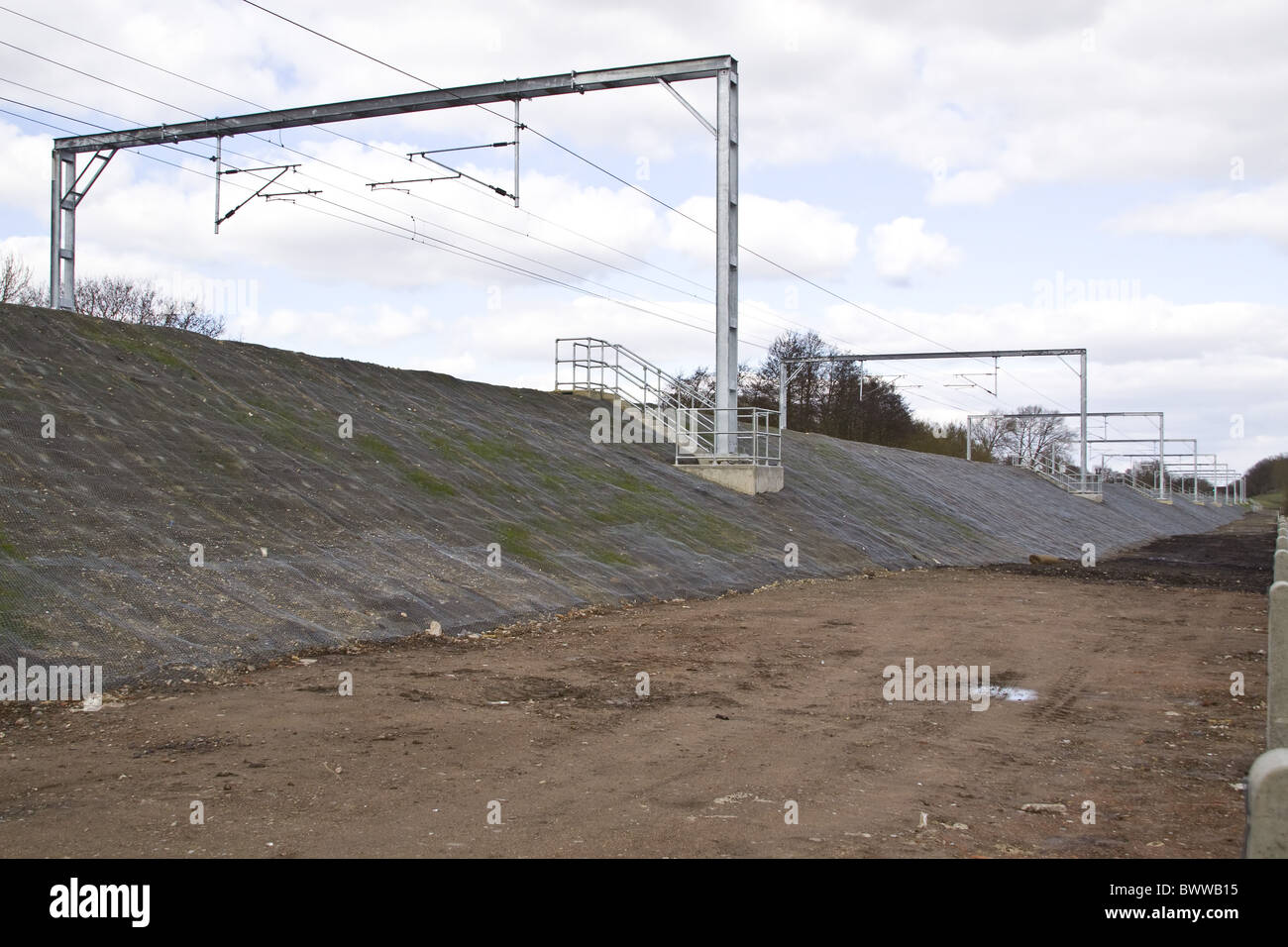 Railway embankment hi-res stock photography and images - Alamy