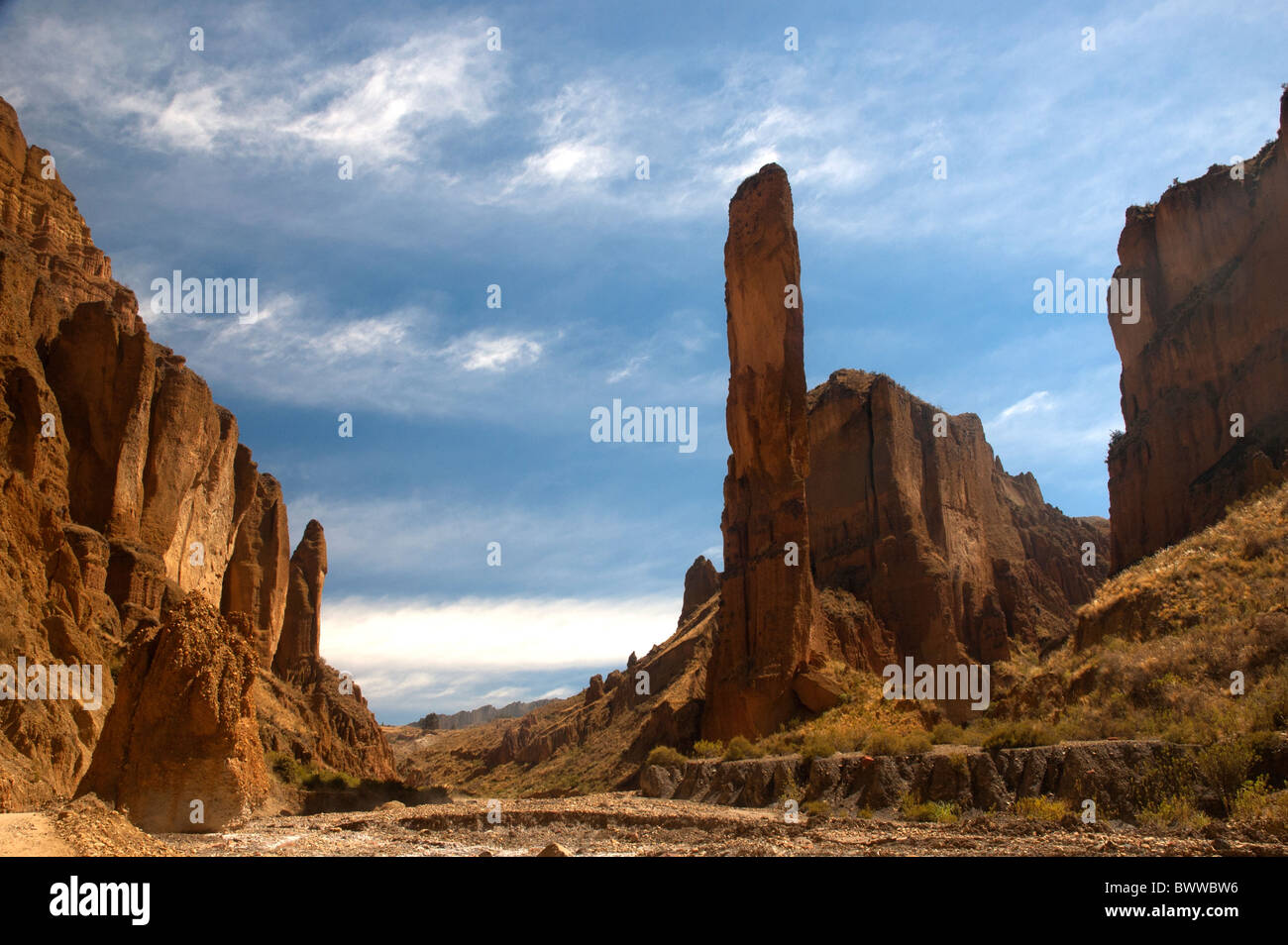 Looking along the river bed in spectacular Palca Canyon, La Paz ...