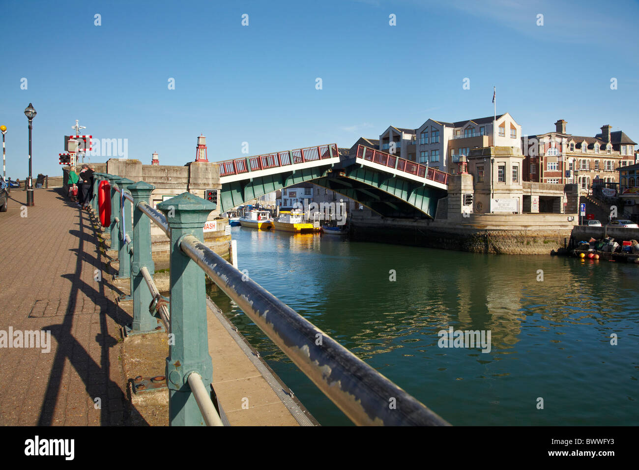Weymouth Town Bridge opening, Weymouth Harbour, Weymouth, Dorset ...