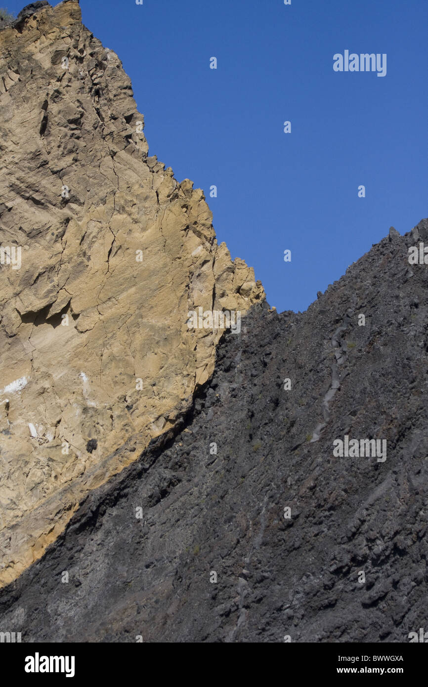 cinder and tuff volcanic rock formations Stock Photo - Alamy