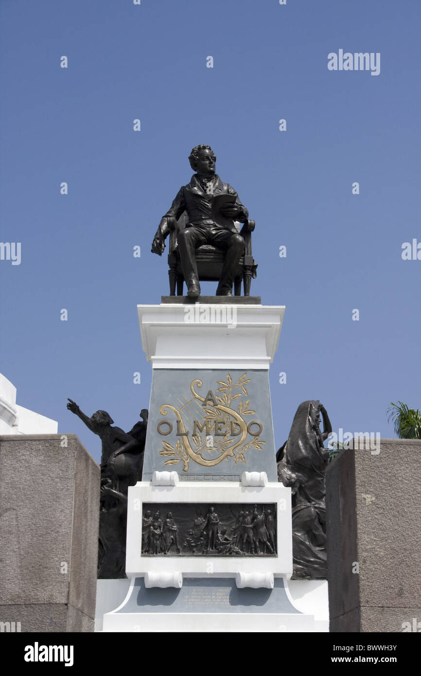 Statue Jose Joaquin de Olmedo Guayaquil Ecuador Stock Photo - Alamy