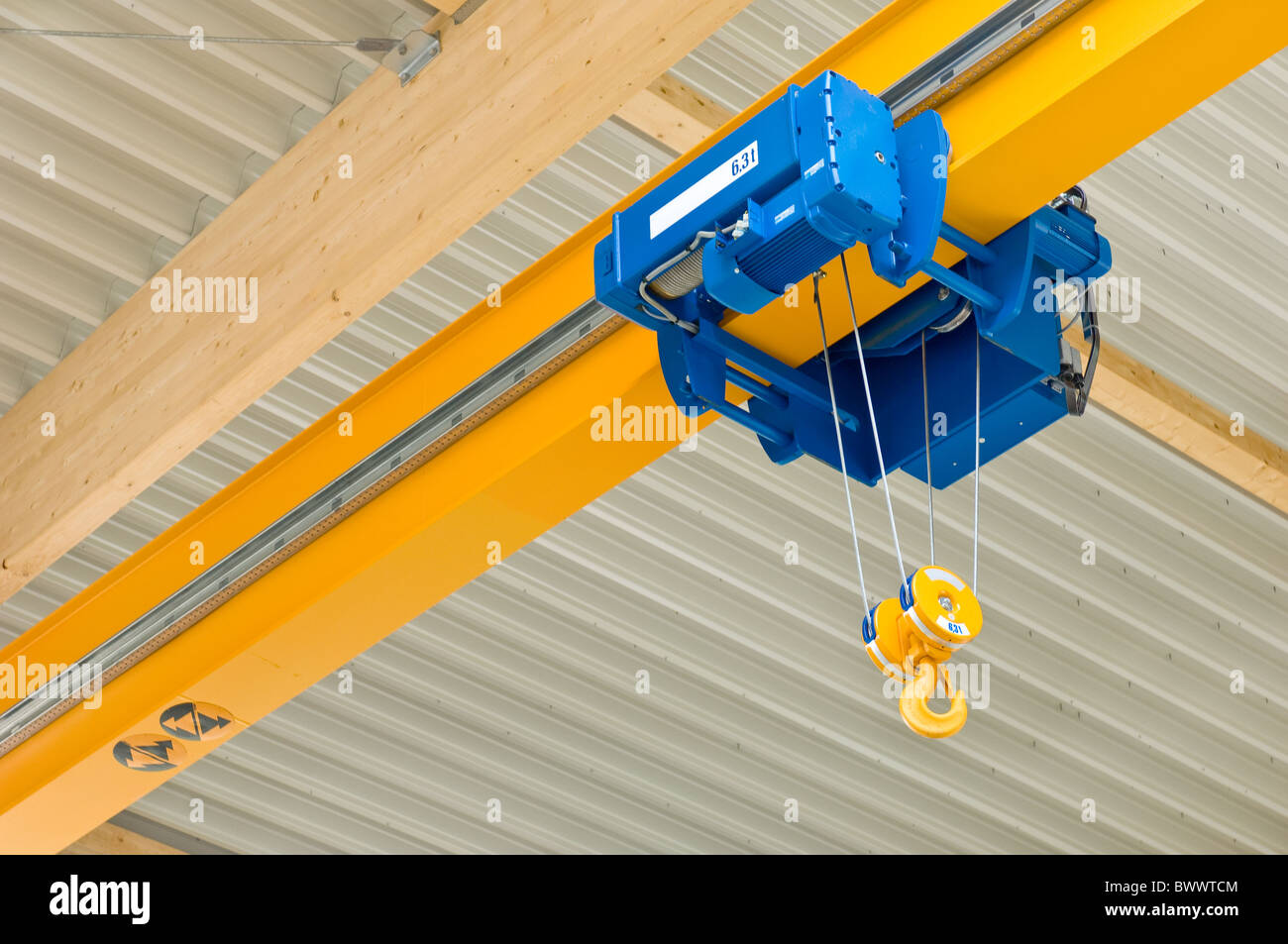 Pulley Lift High Resolution Stock Photography and Images - Alamy