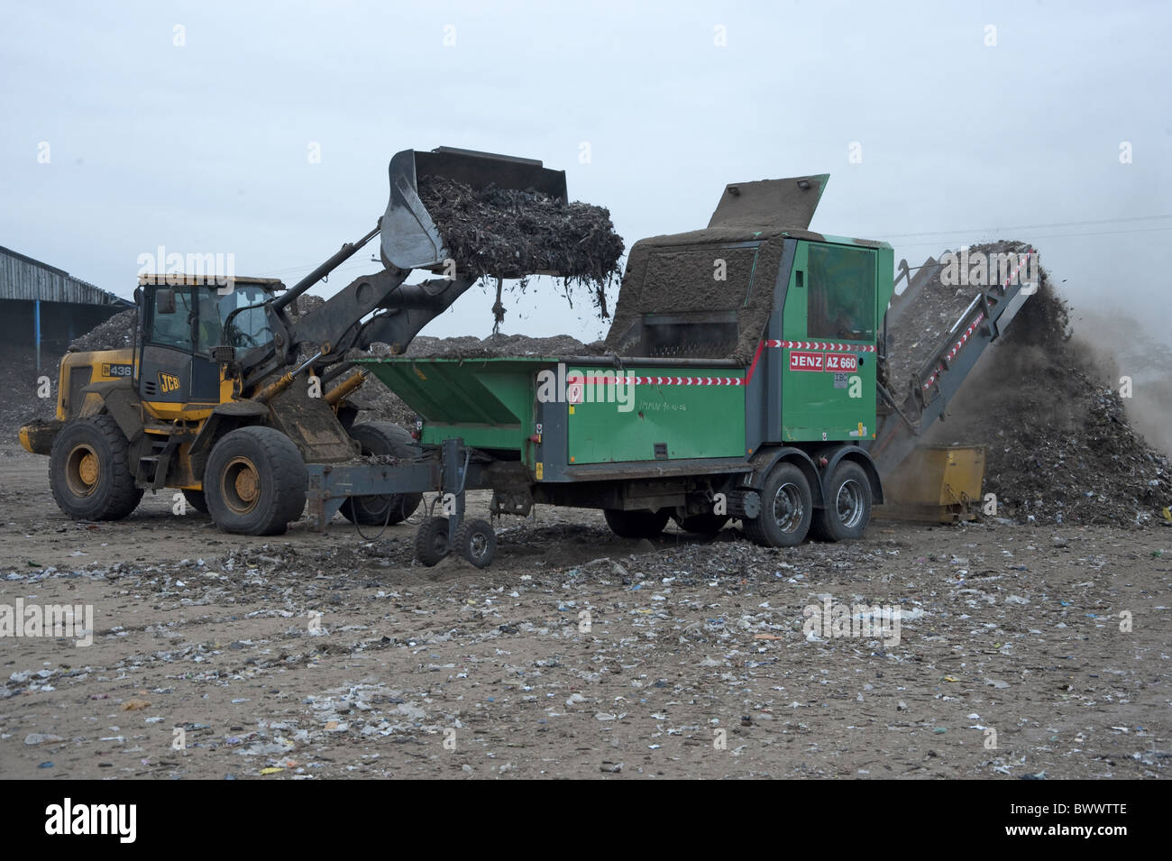 Environmental screening hi-res stock photography and images - Alamy