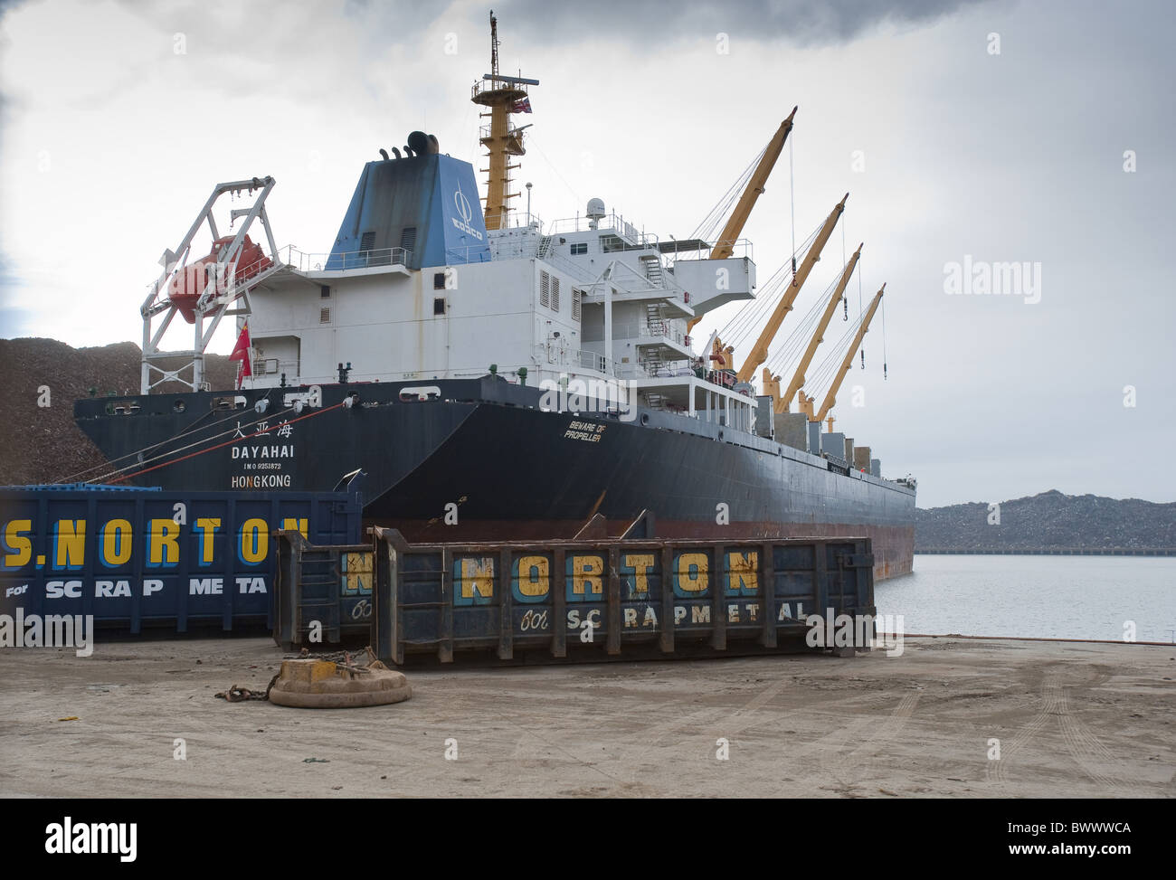 Dayahai' bulker ship from Hong Kong China being Stock Photo - Alamy