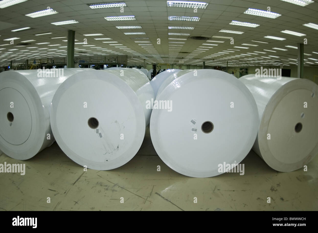 Pulp paper hi-res stock photography and images - Alamy