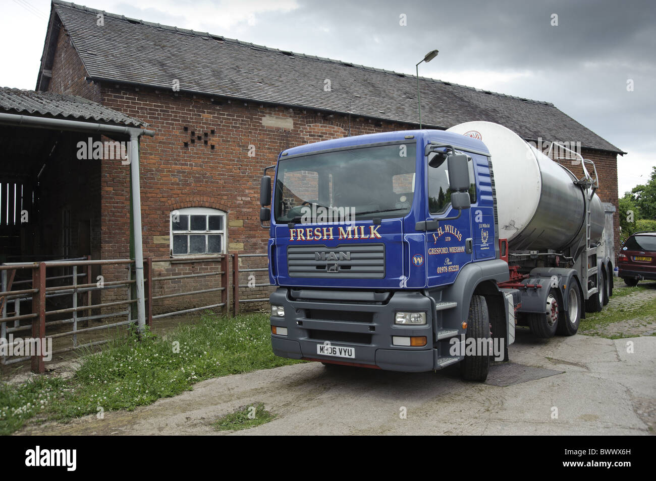 Dairy Farm Milk Tanker at James Borrego blog