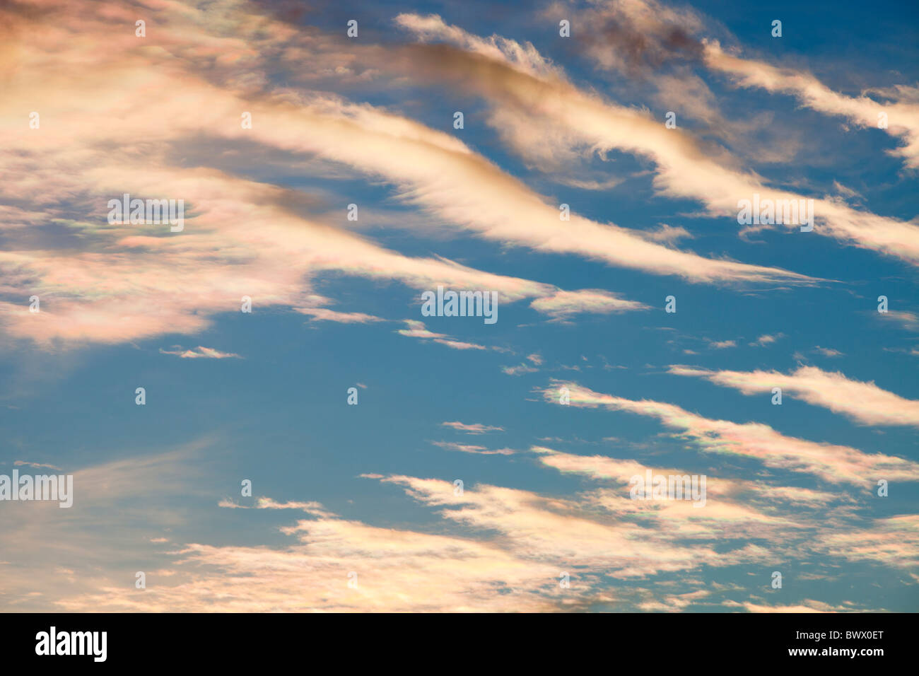 Parhelion cirrus cloud crystals hi-res stock photography and images - Alamy