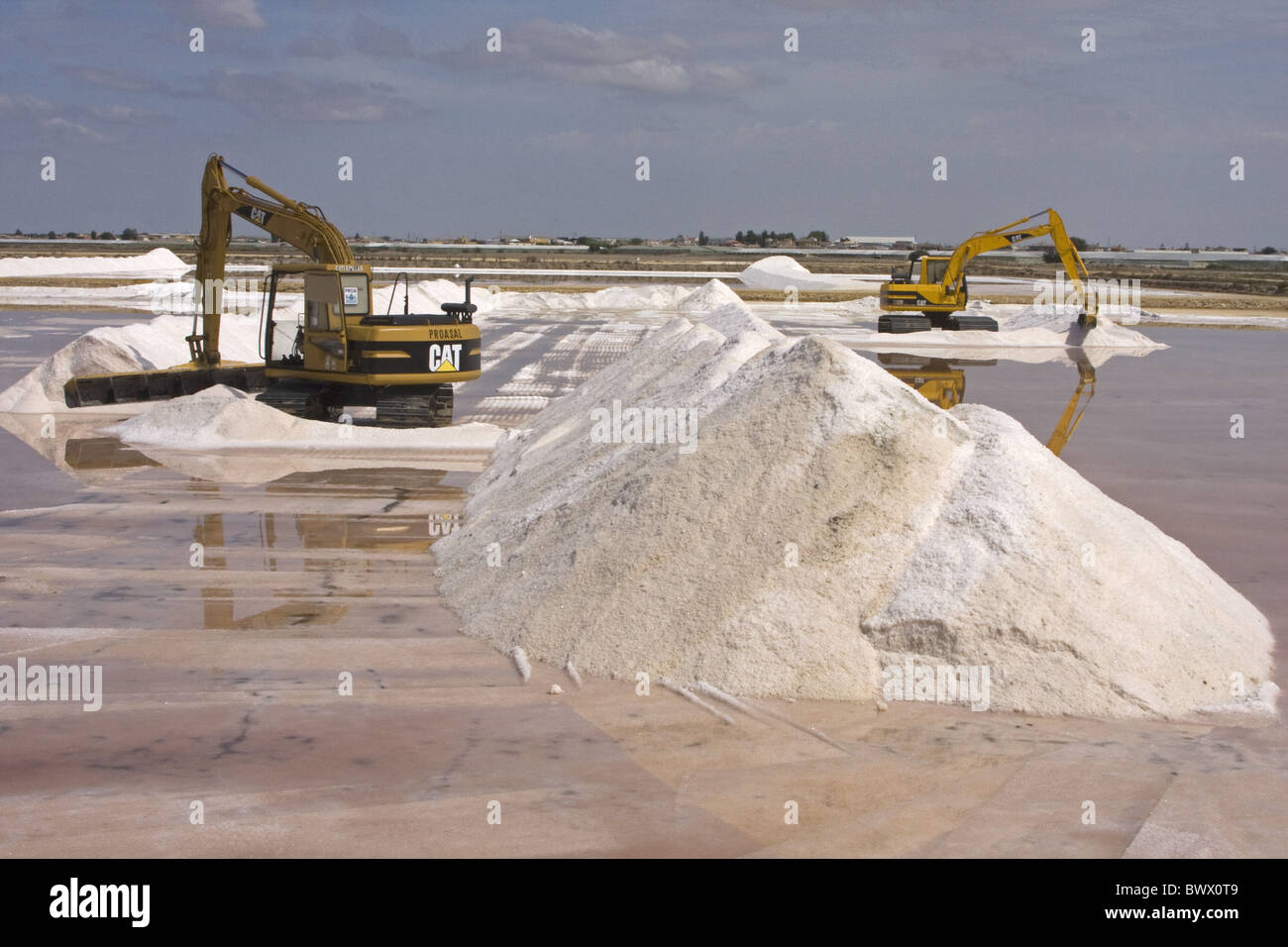 Salt production commercial salt pan hi-res stock photography and images ...