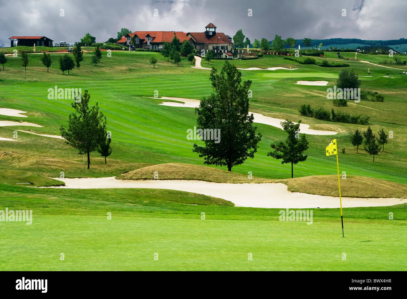 Golf course plot hi-res stock photography and images - Alamy