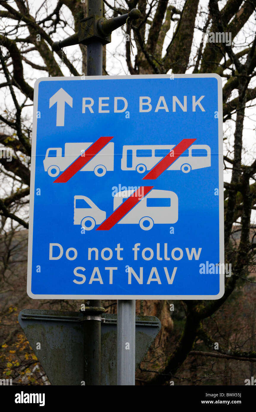 Sat nav warning sign hi-res stock photography and images - Alamy