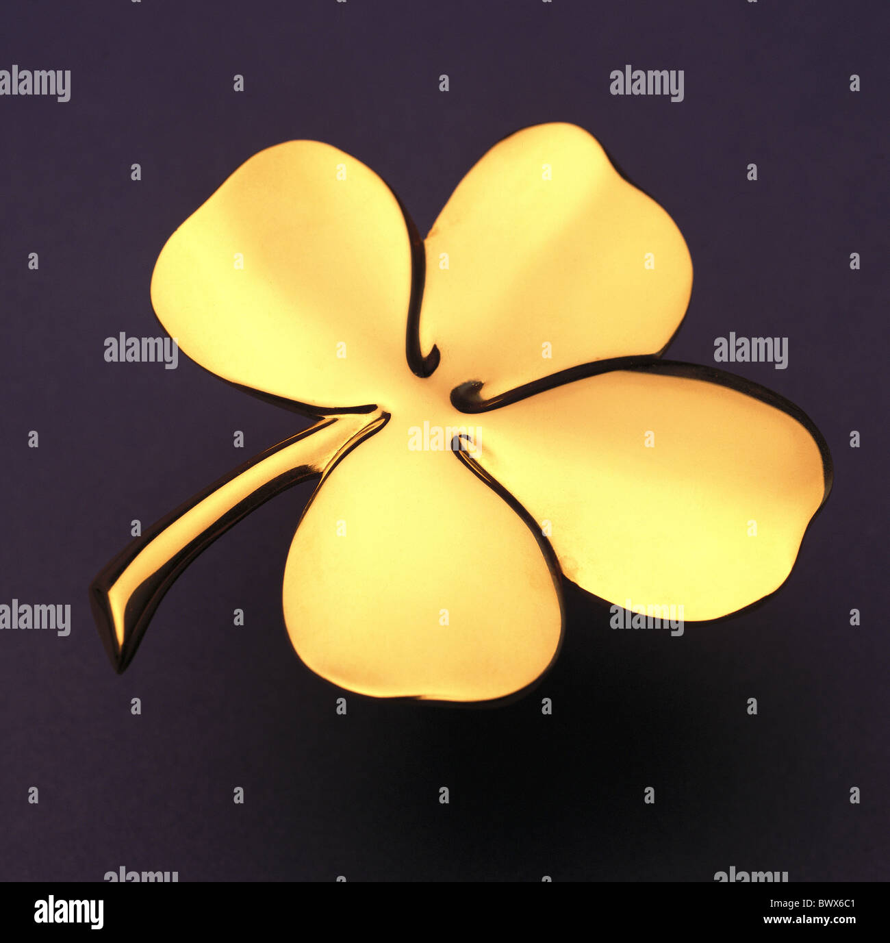 luck happiness luck bringer gold New Year's Eves symbol 4-leaved ...