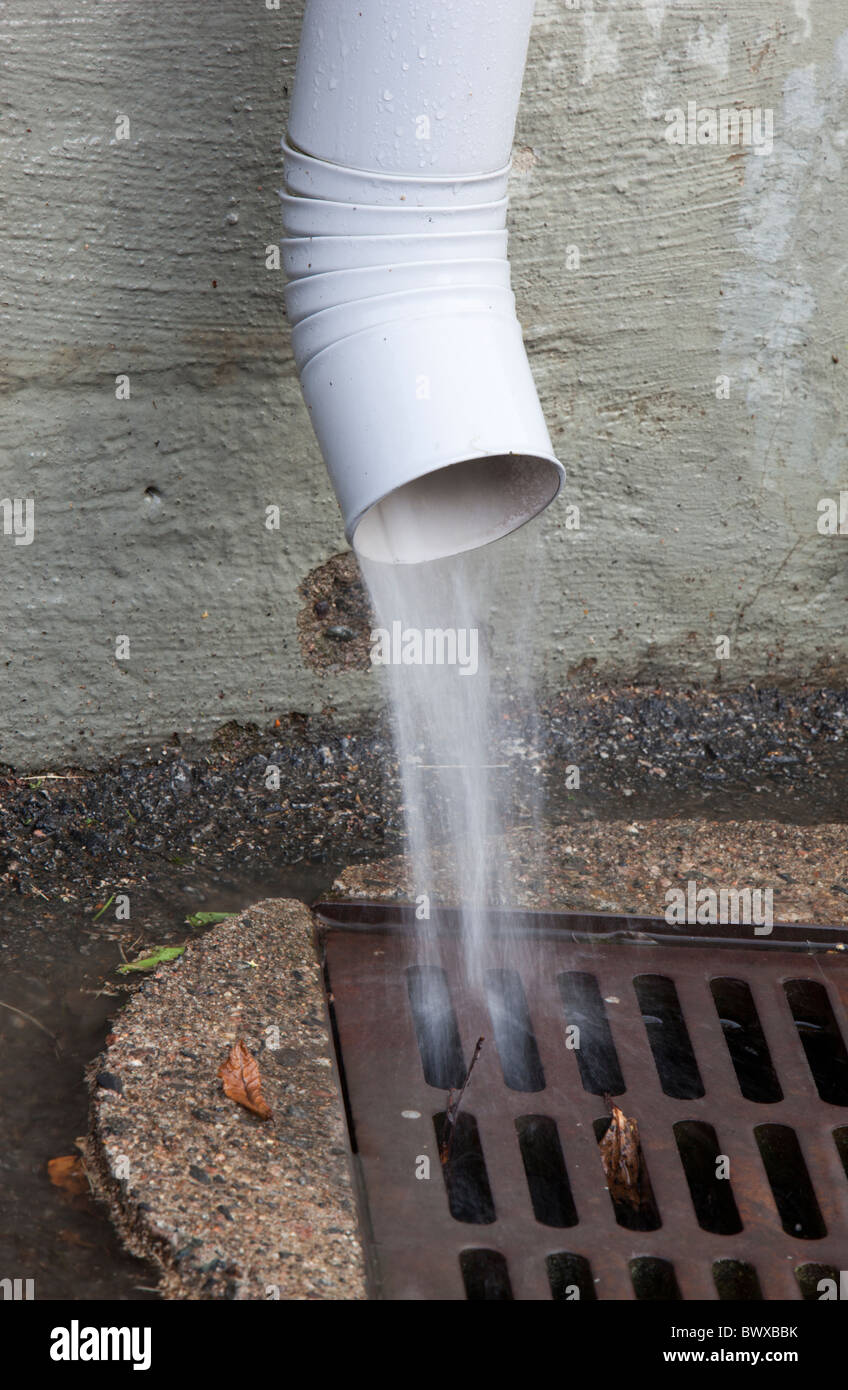 Lead spout hi-res stock photography and images - Alamy