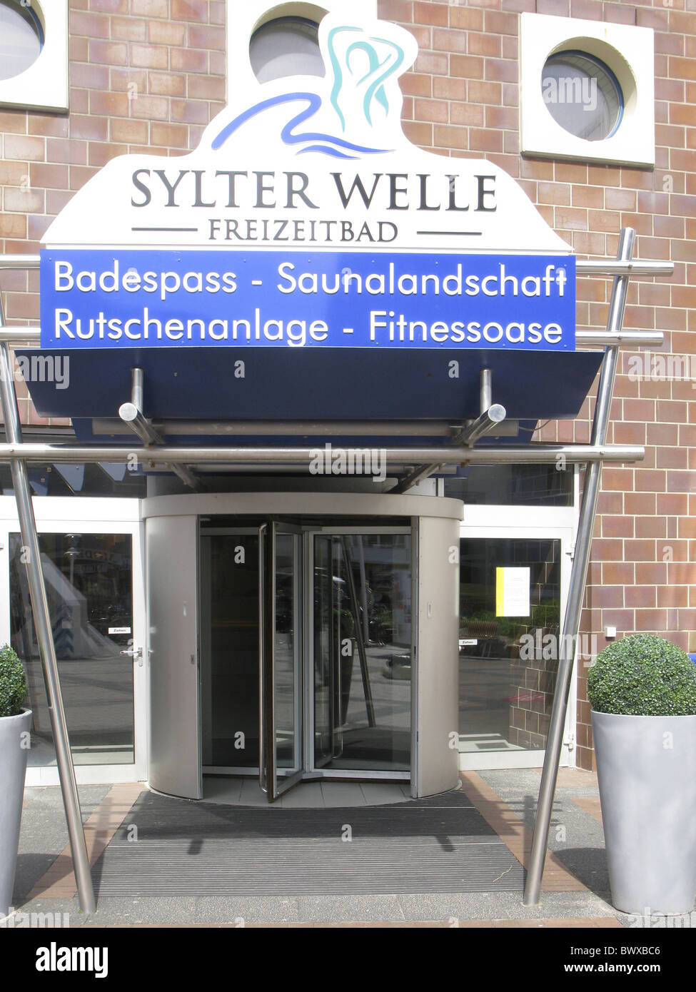 Wellenbad hi-res stock photography and images - Alamy