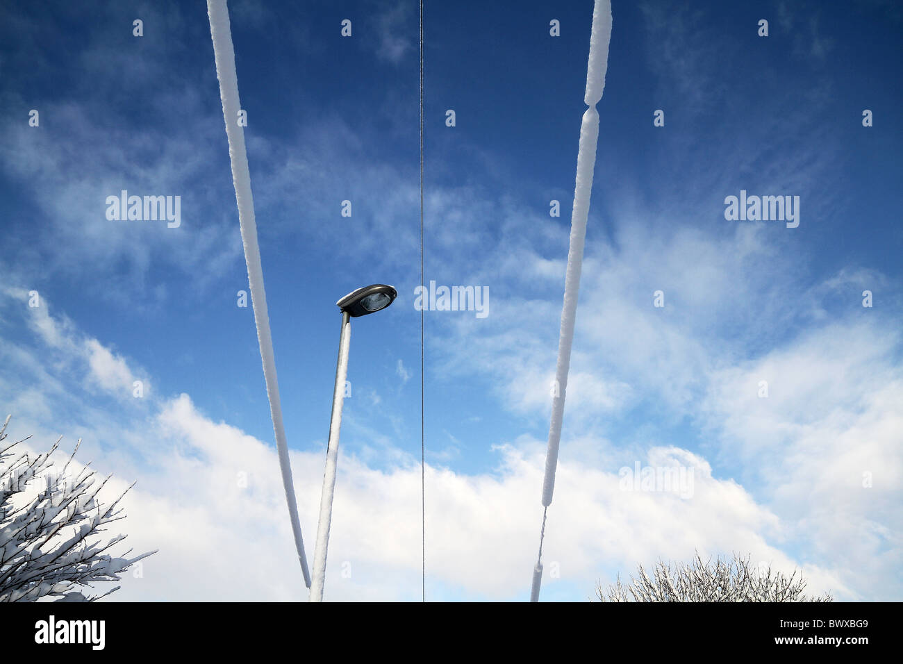 Snow on phone cables Stock Photo - Alamy