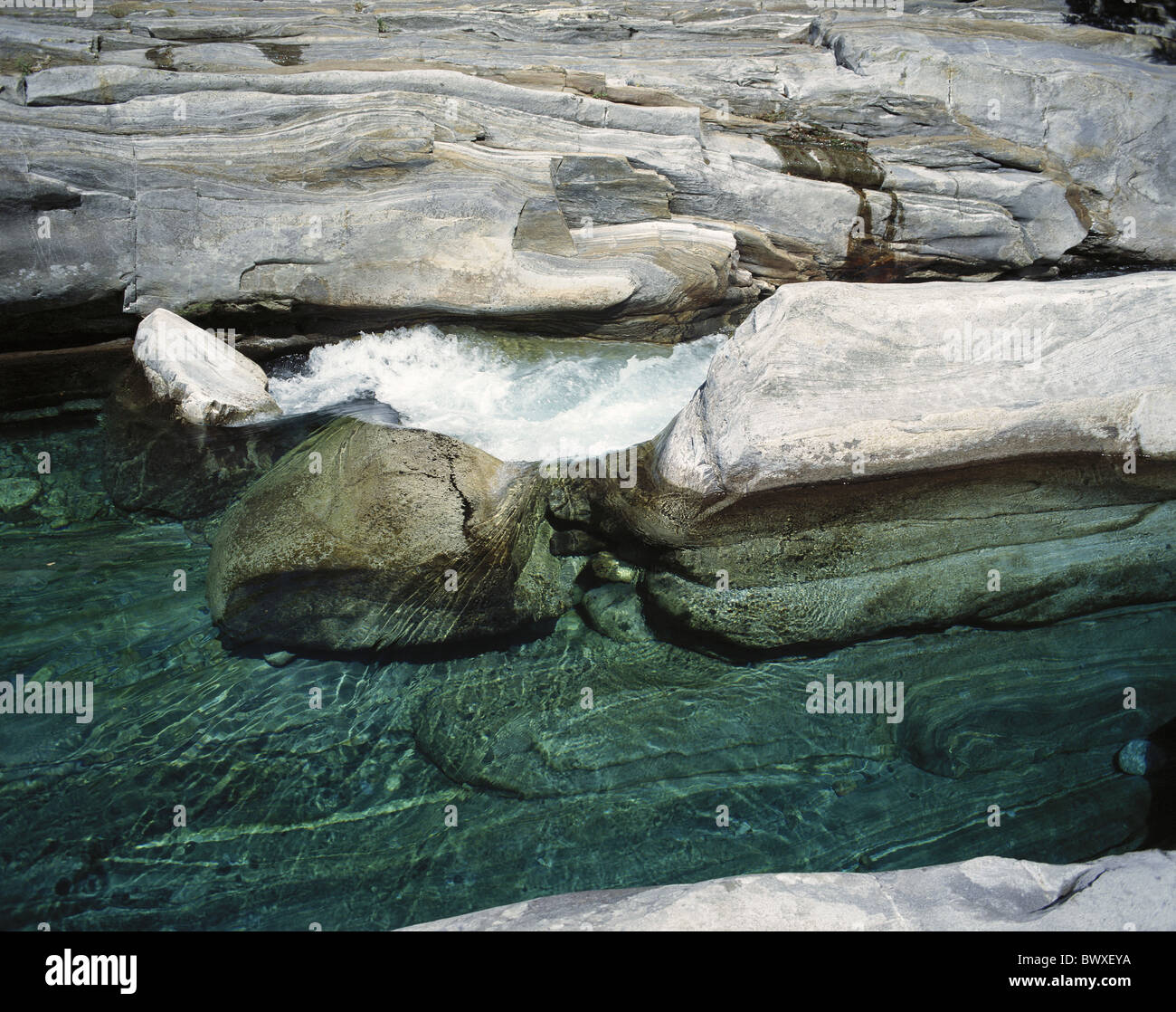 detail river flow rock cliff clearly foam froth stones structures ...