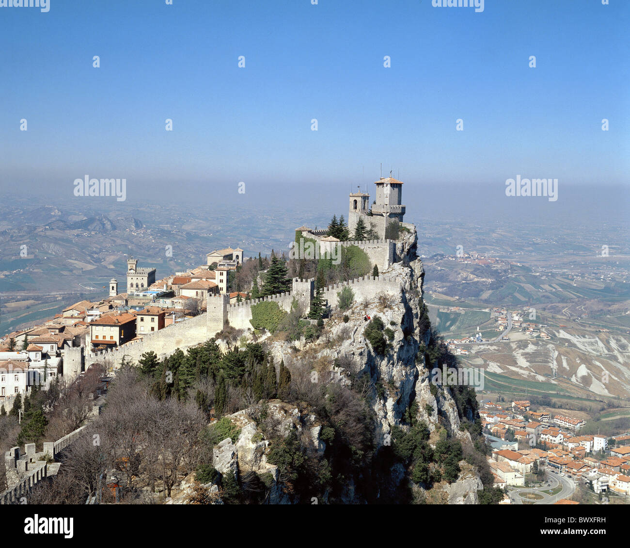 view village plain cliff spitz Italy Europe fort San Marino Stock Photo ...