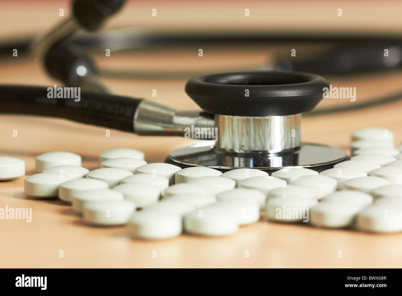 Stethoscope with tablet Stock Photo - Alamy