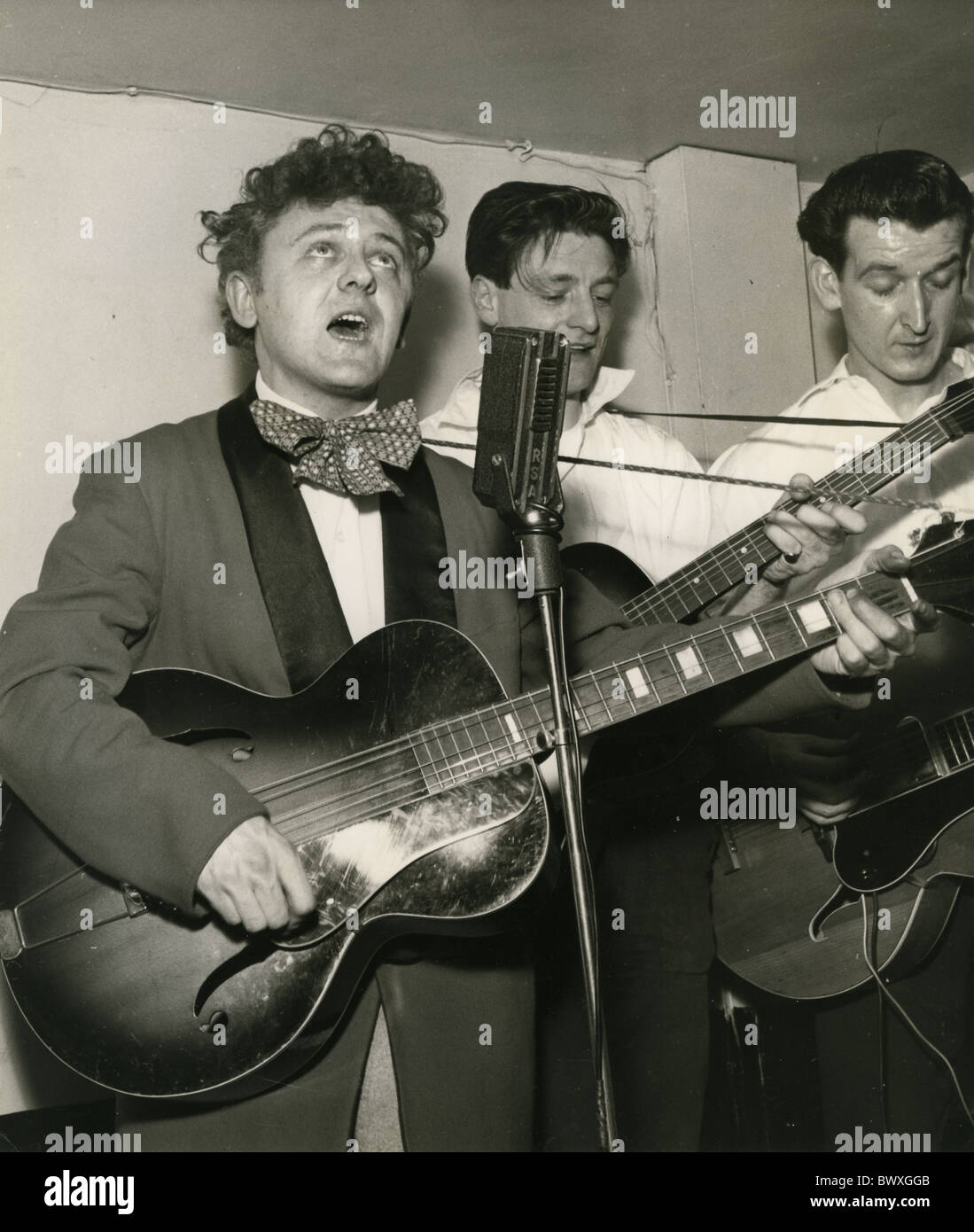 WEE WILLIE HARRIS English rock singer in 1958 with the King Brothers at ...
