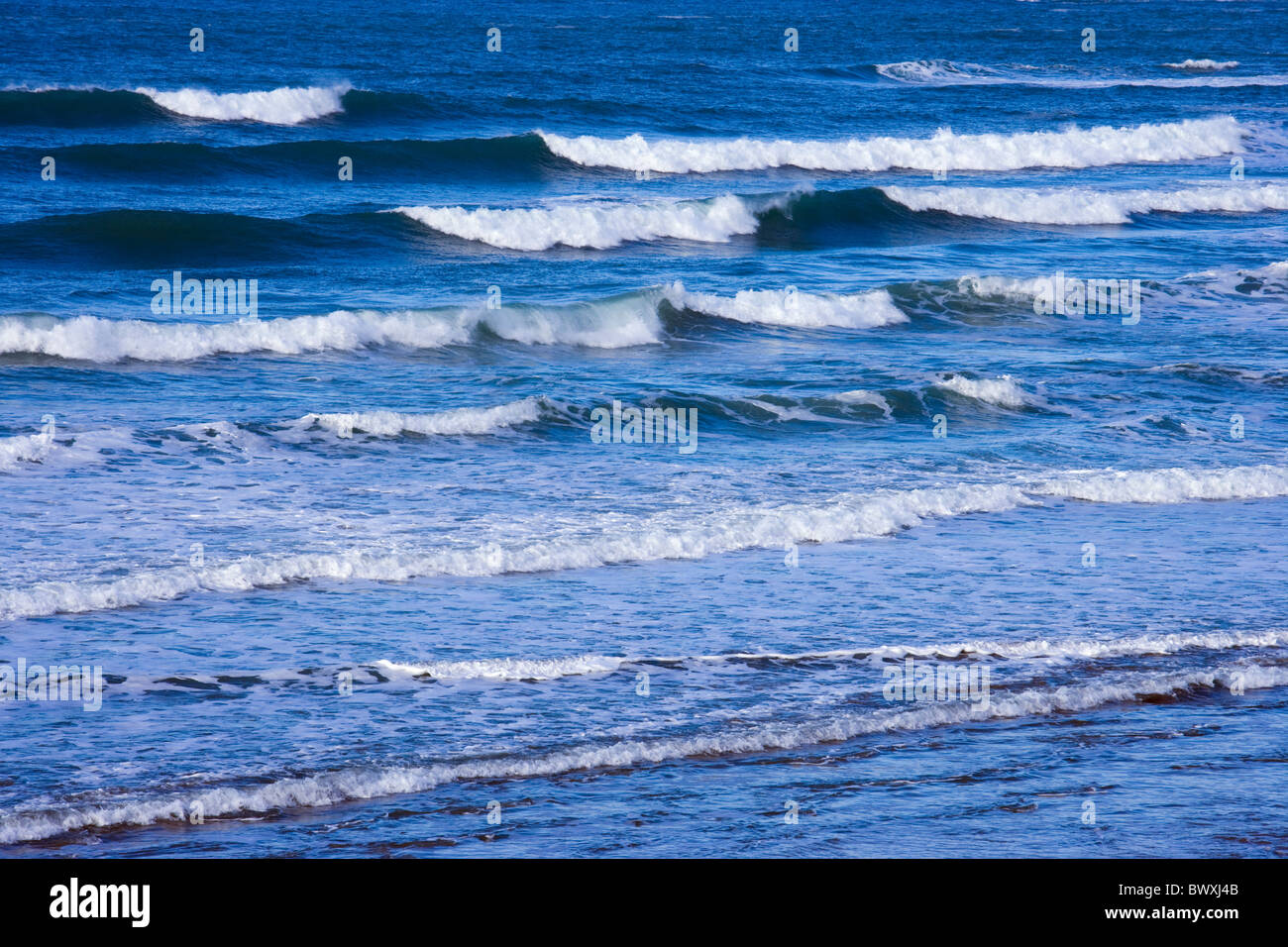 Sea waves breakers hi-res stock photography and images - Alamy