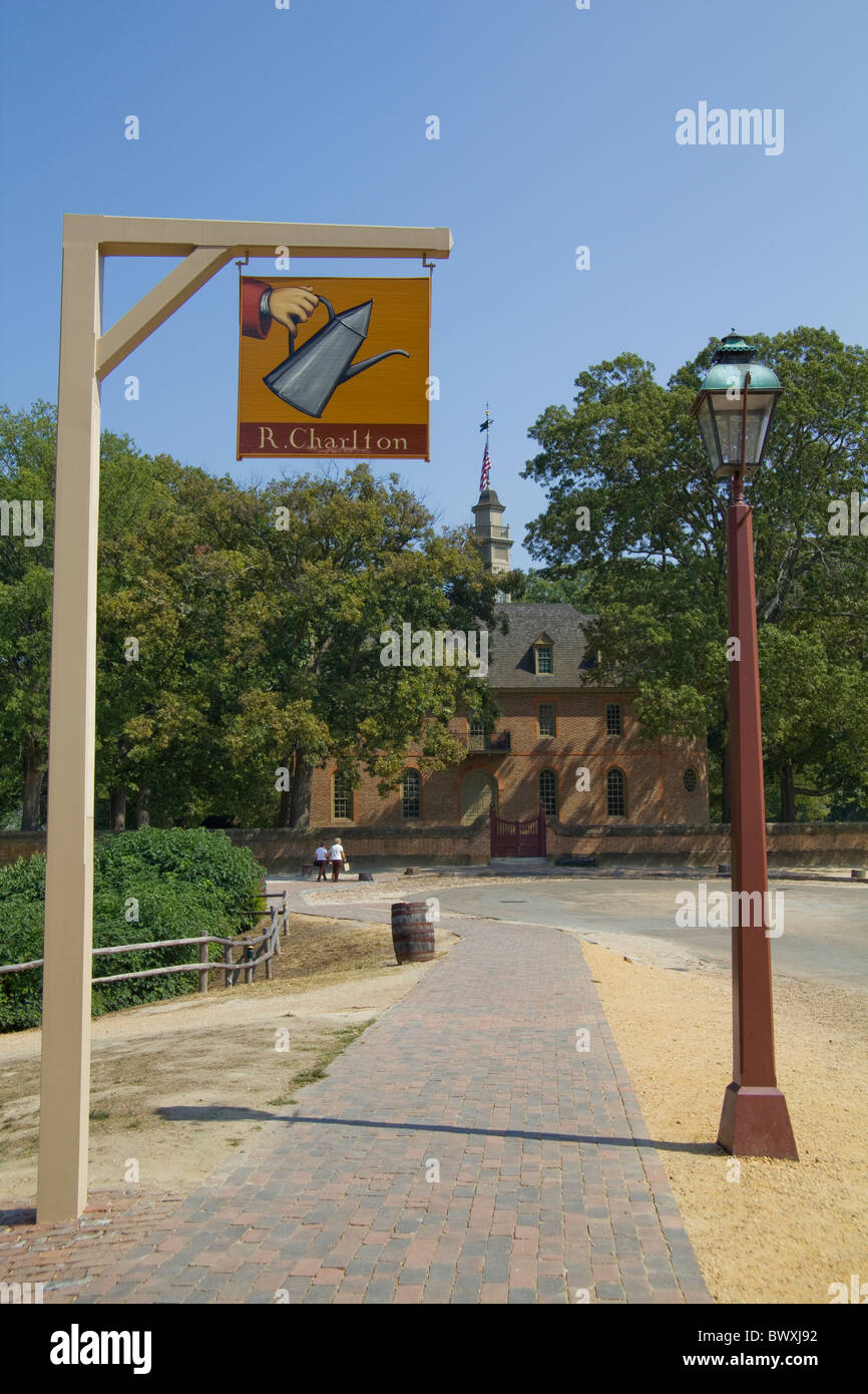 Sign colonial williamsburg virginia usa hi-res stock photography and ...