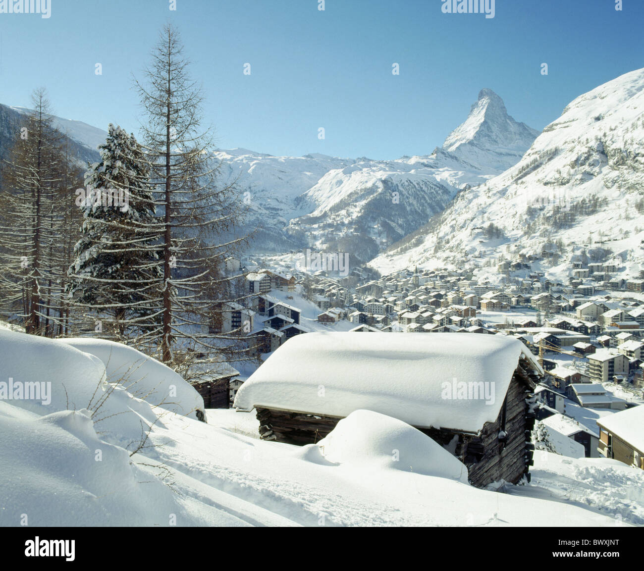 mountain panorama lights Matterhorn landmark mountain Switzerland ...