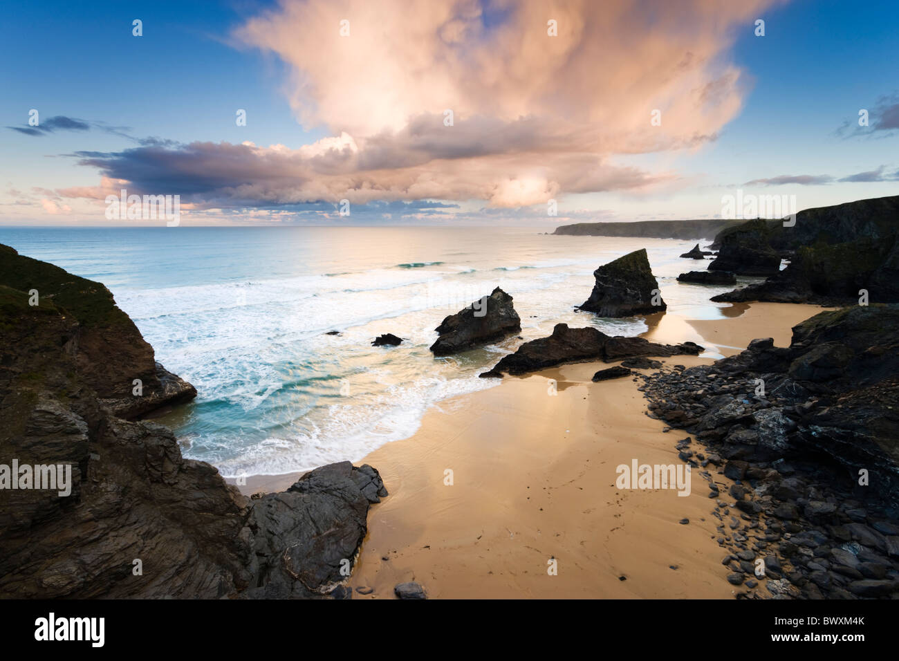 Bedruthan Steps, Cornwall, UK Stock Photo - Alamy