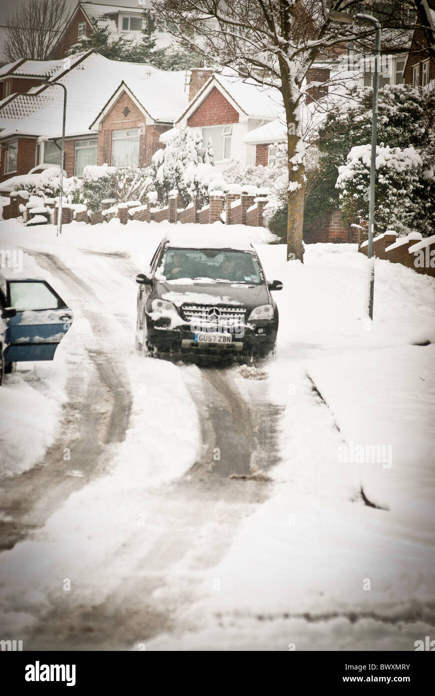 Suburban drive hi-res stock photography and images - Alamy