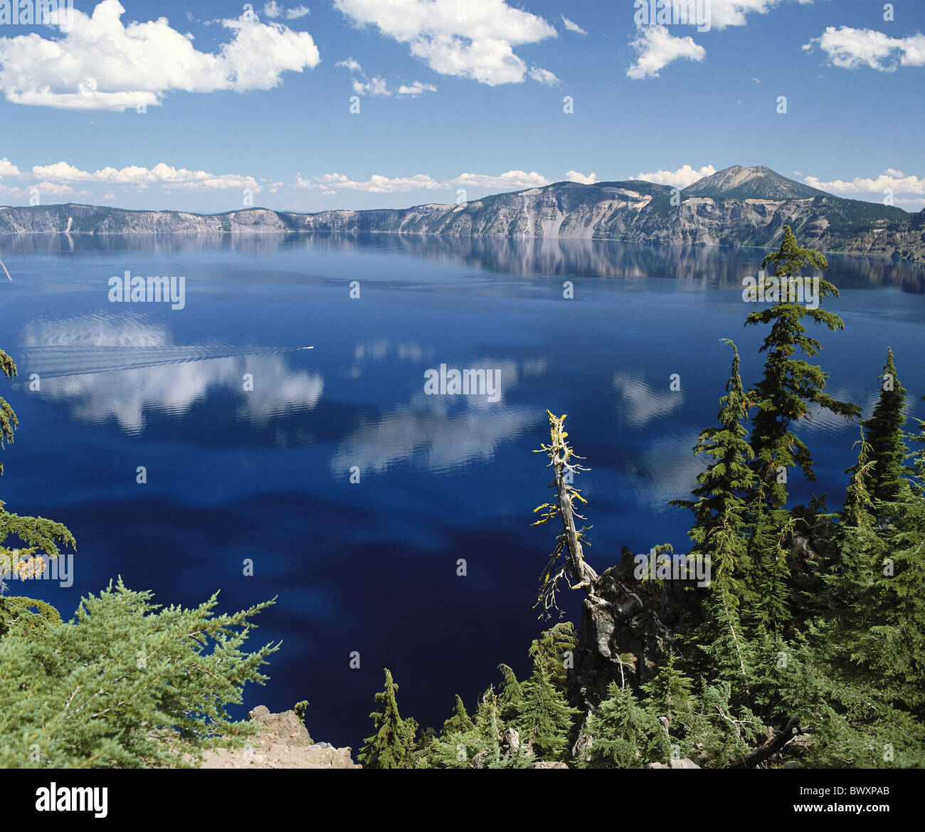 scenery Crater lake national park Oregon panorama lake sea USA America ...