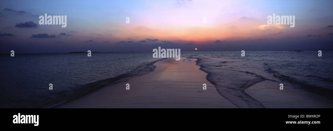 scenery Maldives Indian ocean sea panorama red ball sphere sundown mood ...