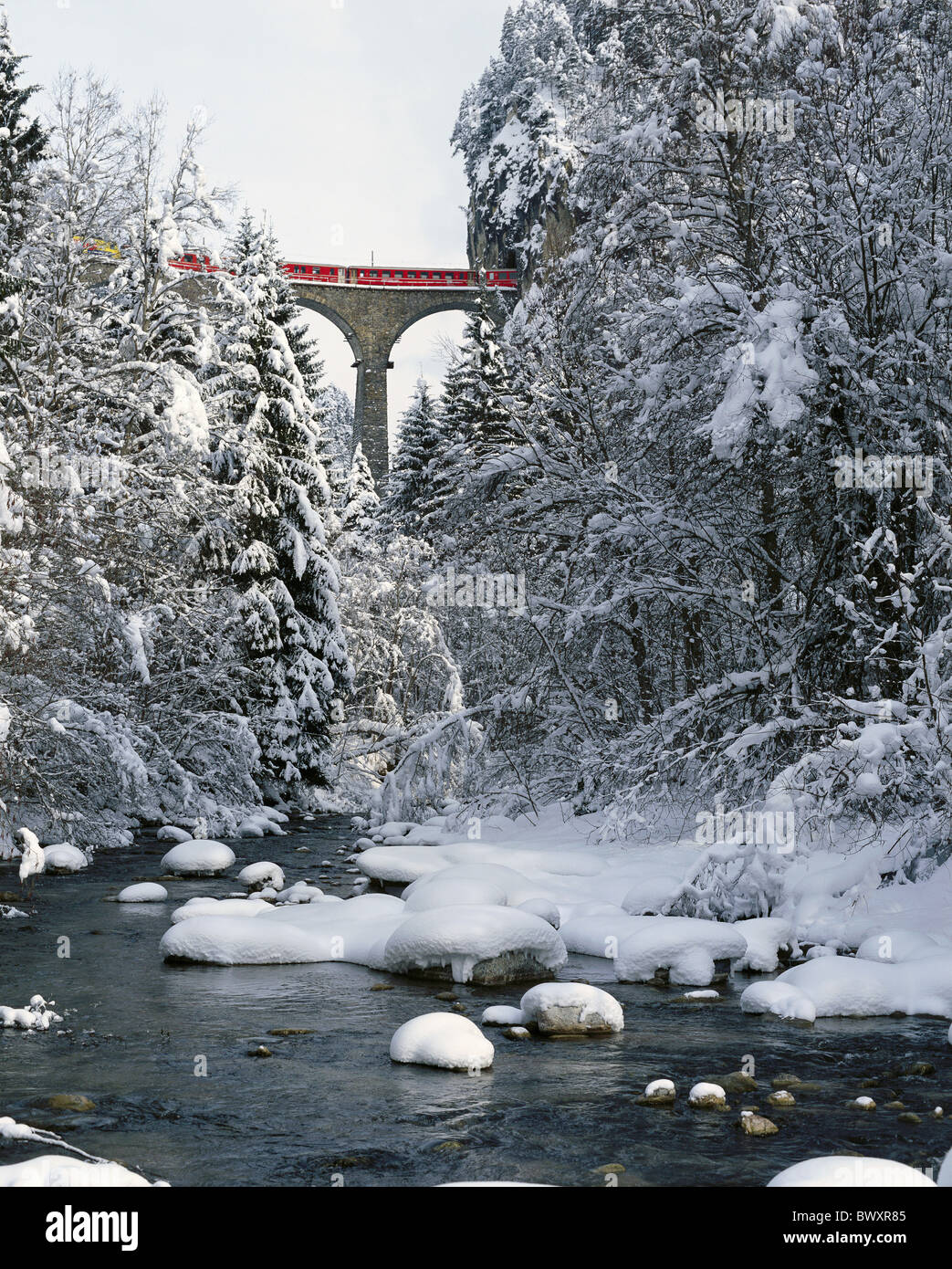 Landwasser viaduct winter hi-res stock photography and images - Alamy