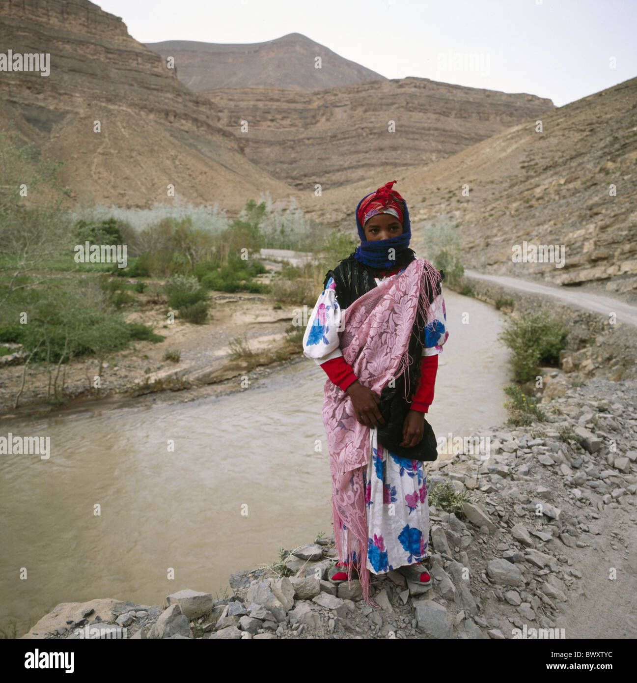 Berber's girl bright colours Berber child girl Dades gulch high atlas ...