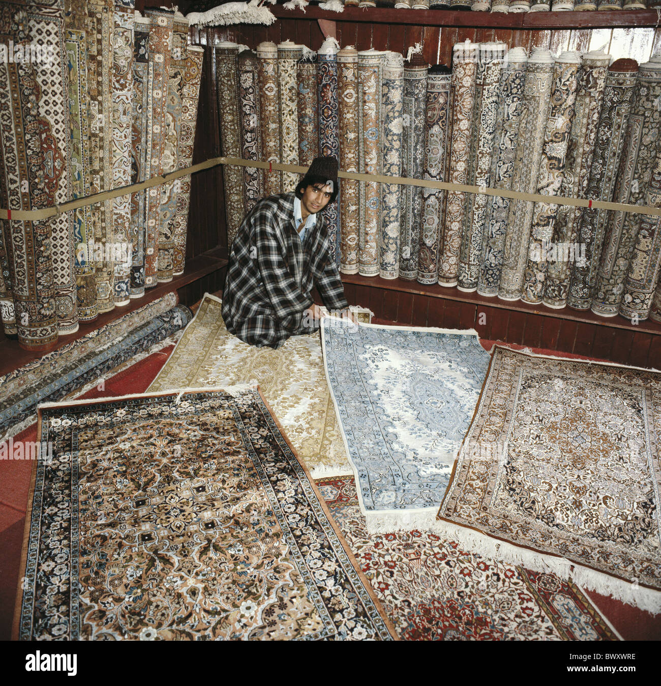 Kashmir carpets hi-res stock photography and images - Alamy